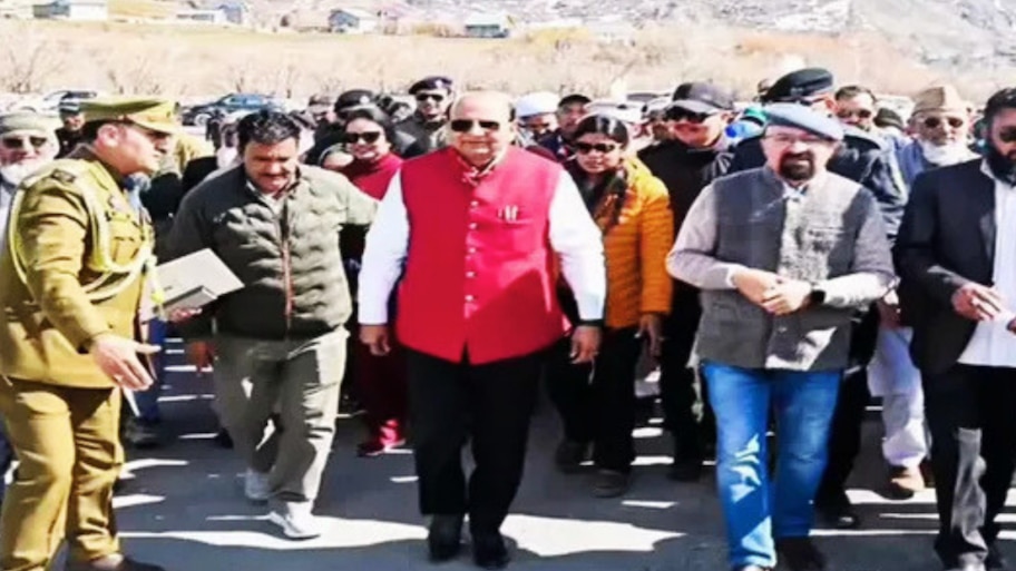 लद्दाख में नए जिलों के गठन का जश्न, LG सक्सेना ने कहा- विकास के नए युग ...